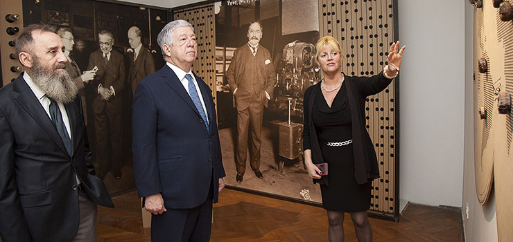 The Crown Prince visits exhibition about scientist Mihajlo Pupin at ...