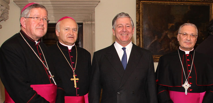 CROWN PRINCE ALEXANDER WISHES HAPPY EASTER (GREGORIAN CALENDAR) - The ...